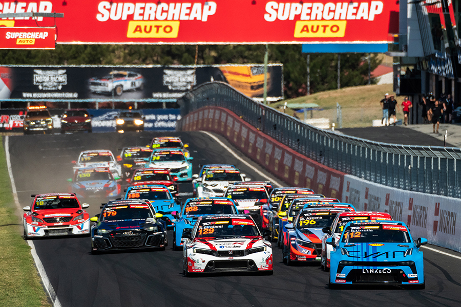The Kumho FIA TCR World Tour returns to Australia in 2025 - FIA TCR ...