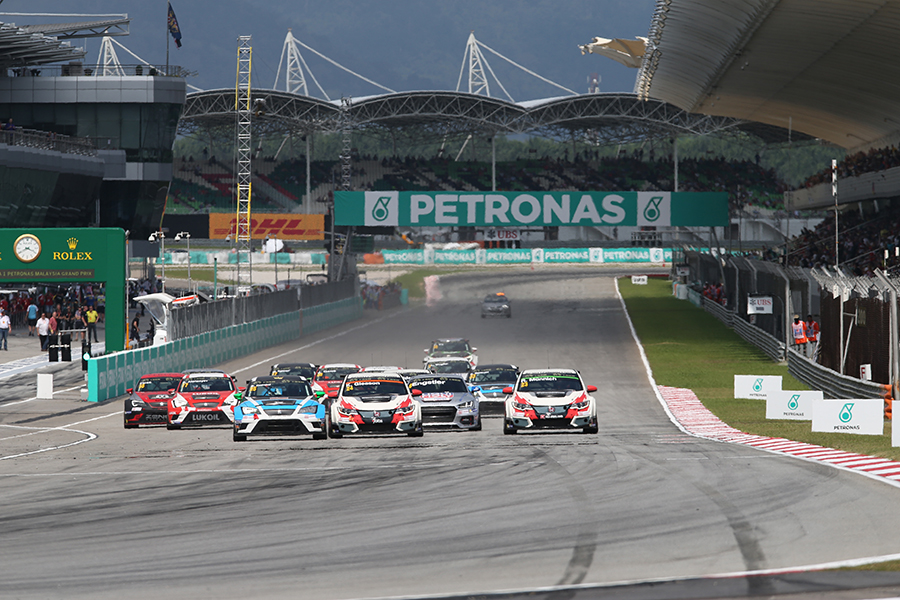 Ten years of TCR - It was TEN years ago today… - FIA TCR World Tour